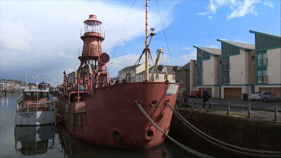 Volunteers attempt to save Scotland’s last lightship – STV News
