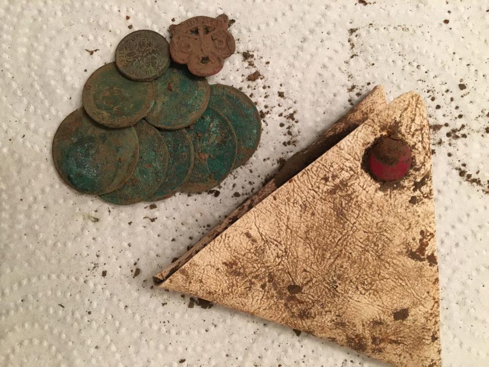 Little girl's lost purse returned to owner 50 years later | STV News