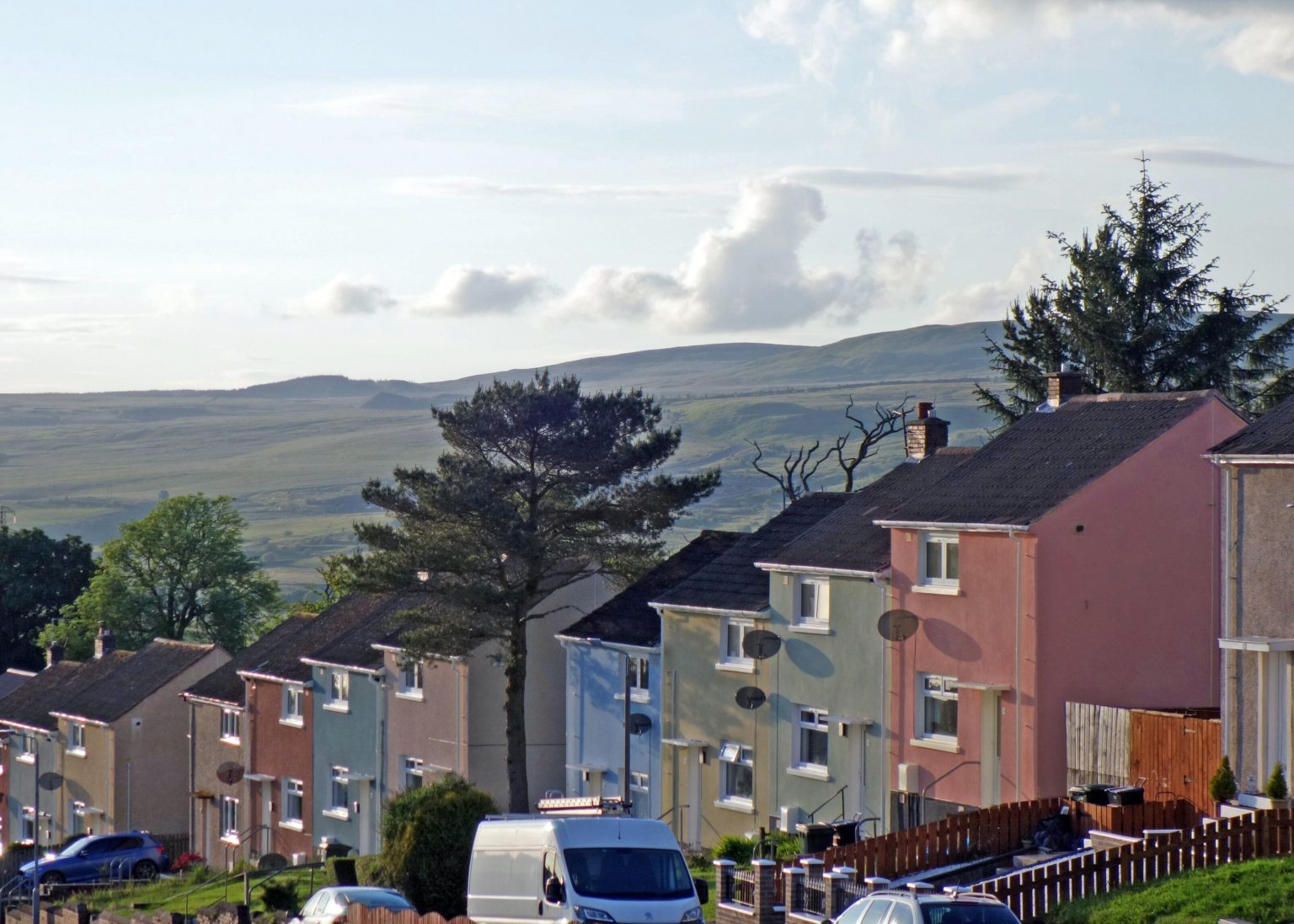 House proud: Bellsbank turns Balamory with splash of colour | STV News