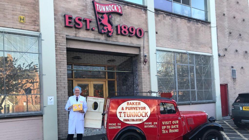 Tunnock's donates thousands of biscuits to NHS Louisa Jordan | STV News