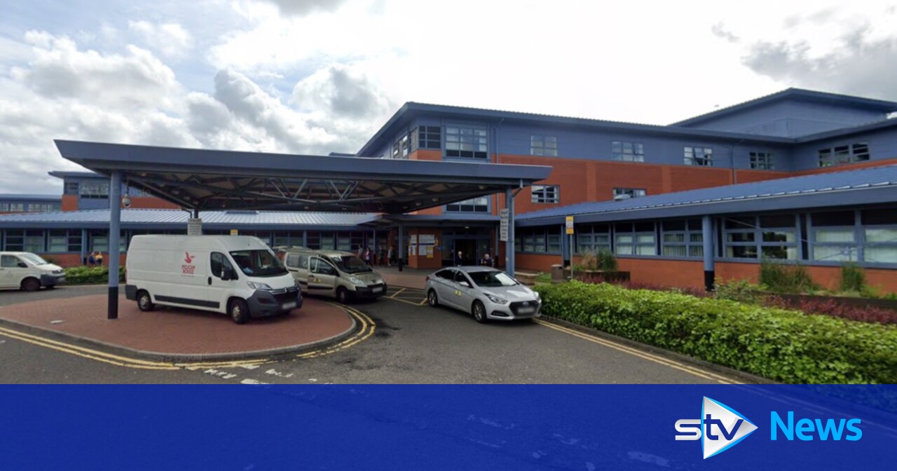 Hospital on high alert as ward closes due to Covid outbreak | STV News