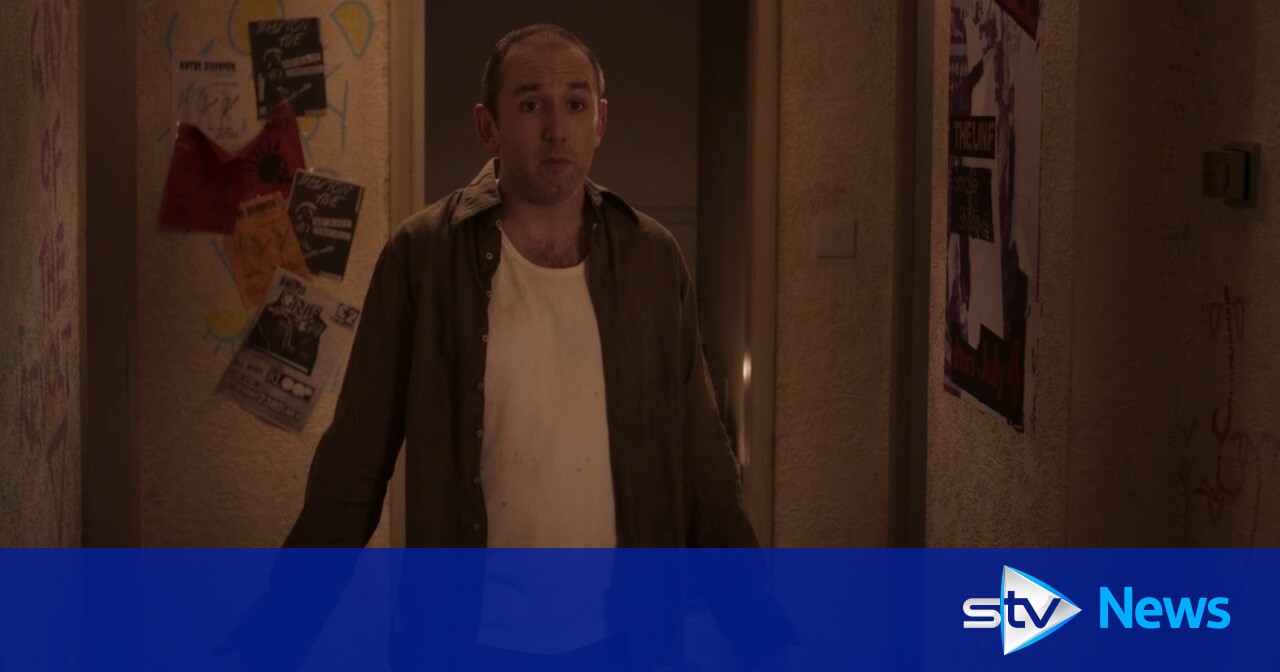 Unmuted: It's a Sin star David Carlyle's life in lockdown ...