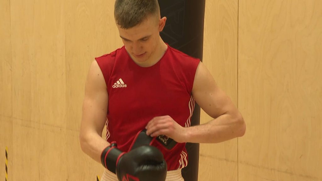 Champion boxer fights to end disability discrimination | STV News