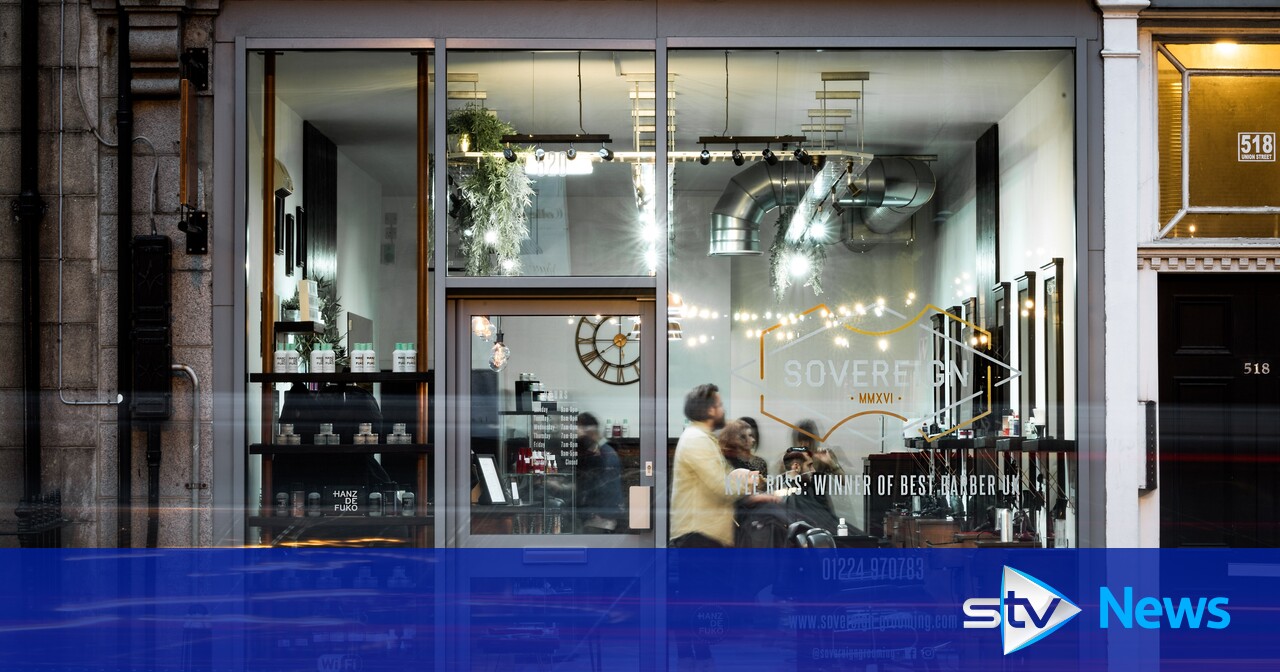 Barbers given day off when pubs reopen to boost hospitality | STV News