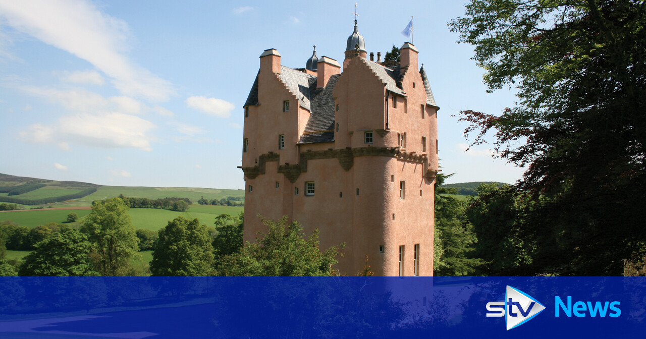 Pink castle that inspired Walt Disney named top UK destination | STV News