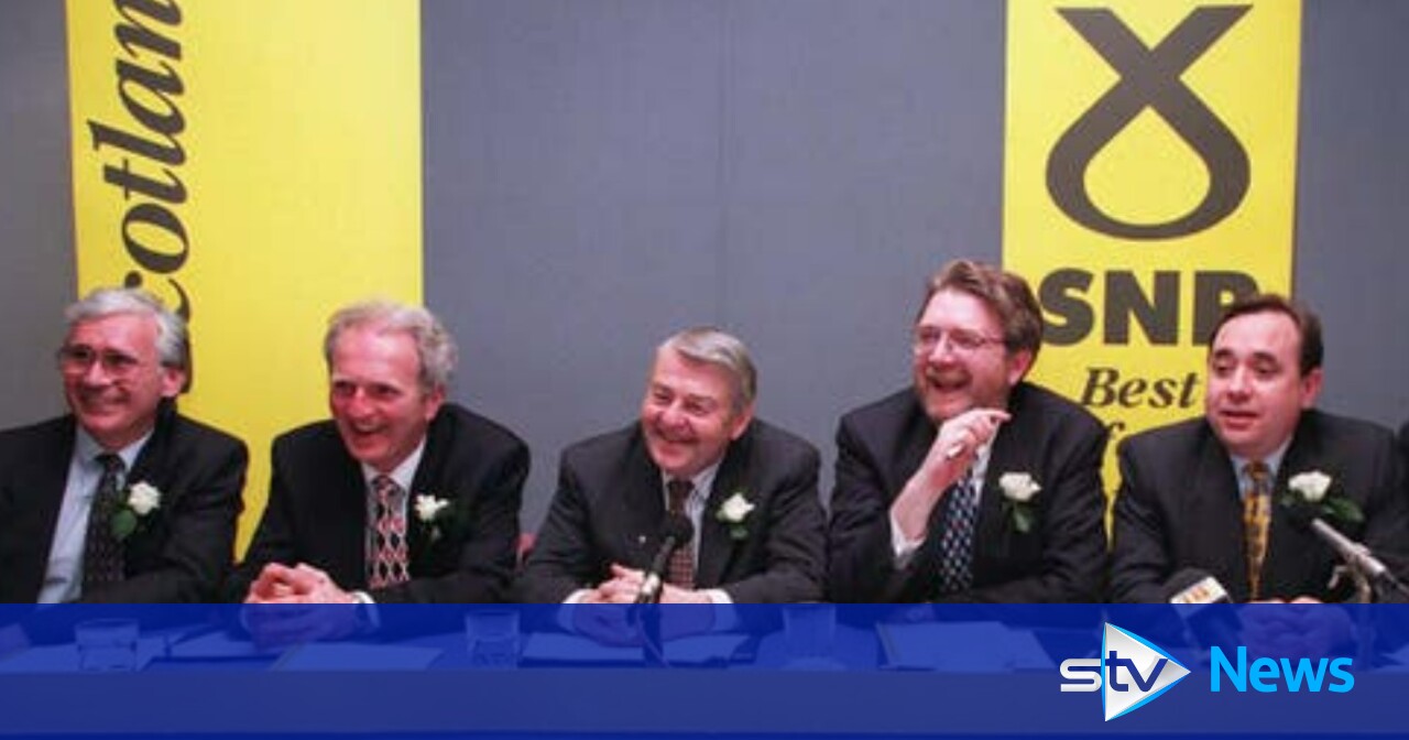 Tributes paid to former SNP MP and MSP Andrew Welsh | STV News