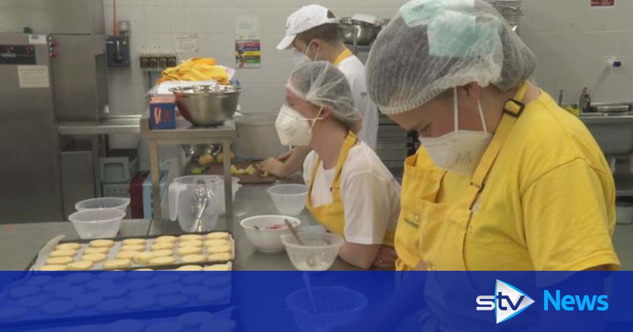 Kitchen preparing youngsters with support needs for work | STV News