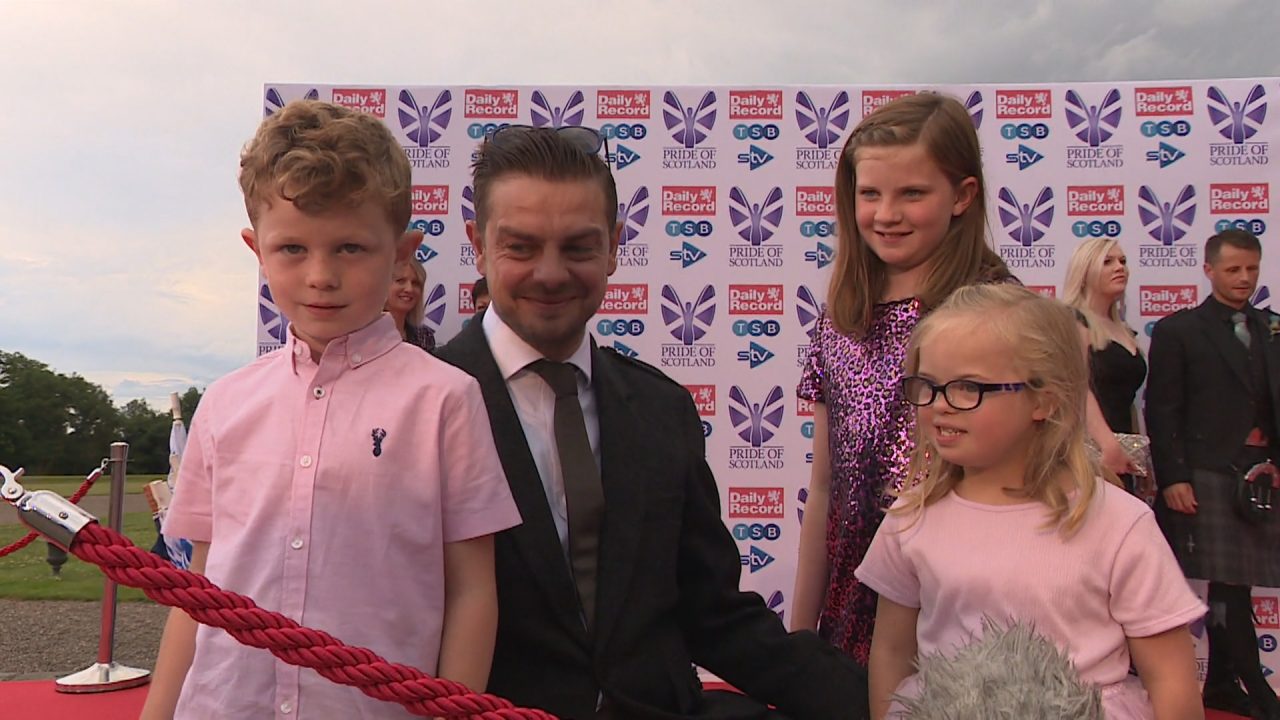 Top Scots honoured at star-studded Pride of Scotland Awards | STV News