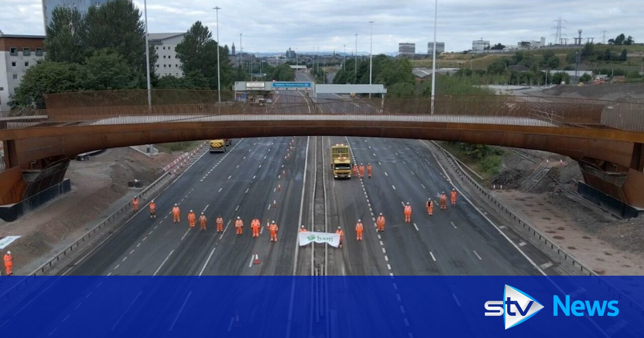 Main span of new cycle and pedestrian bridge over M8 installed | STV News