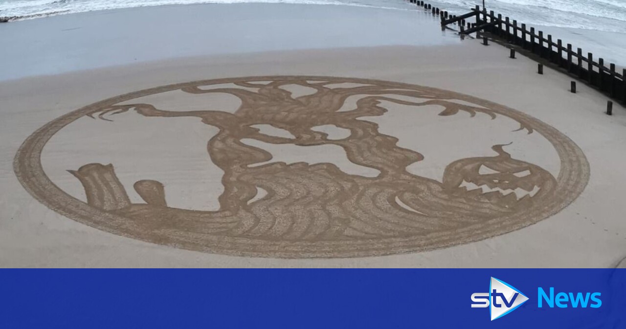 Spooktacular sand art on beach gets locals into Halloween spirit | STV News