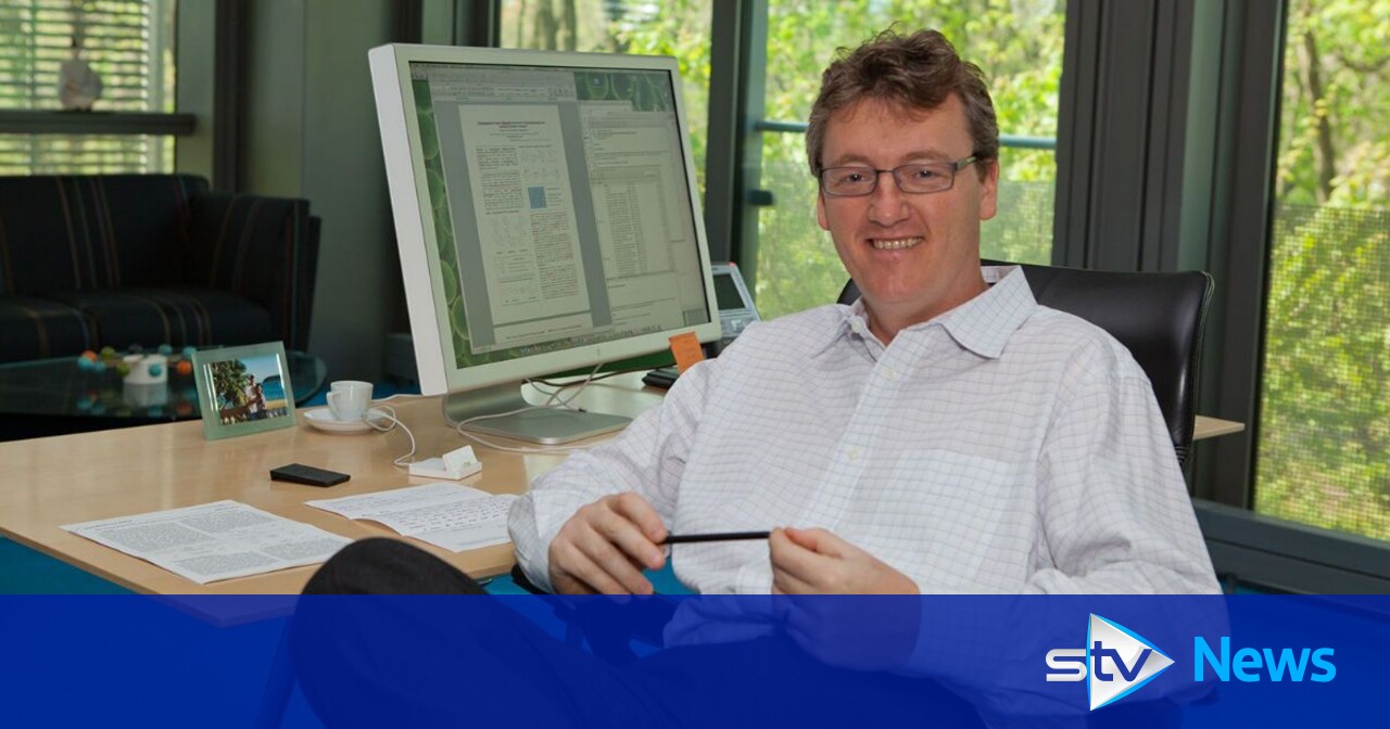 Scottish professor wins 2021 Nobel Prize for Chemistry | STV News