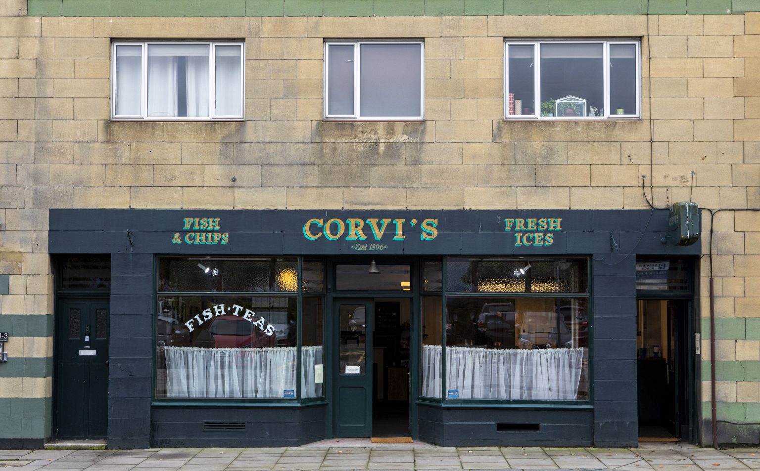 One of UK's oldest fish and chip shops celebrates 125th birthday | STV News