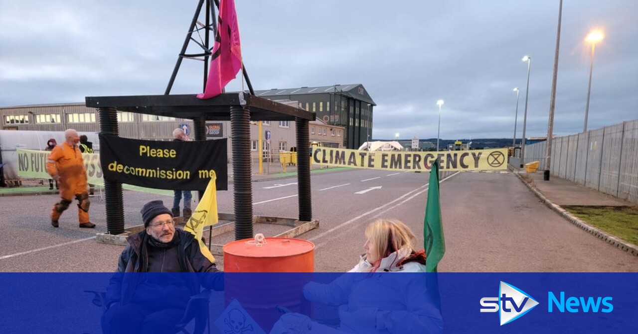 Climate activists blockade oil rig maintenance facility | STV News