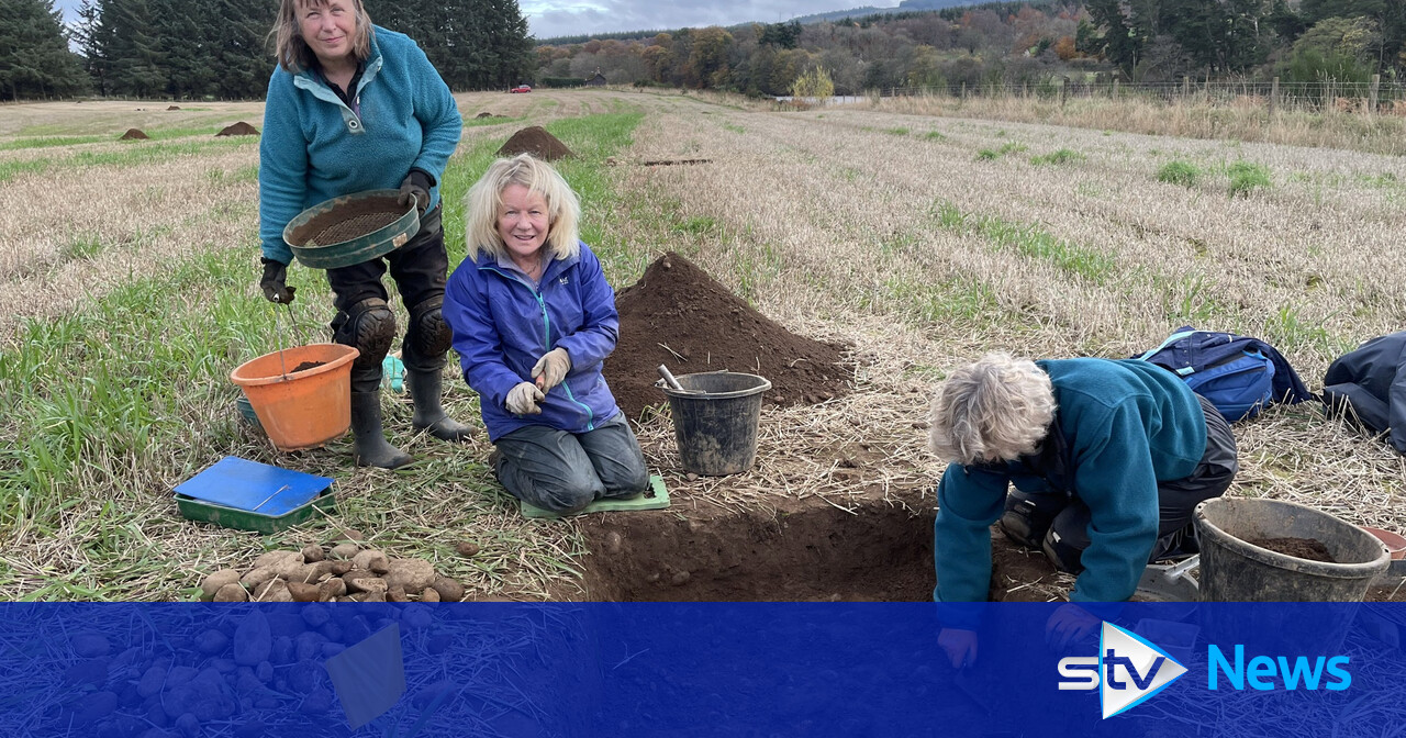 Archaeologists unearth stone tool fragments used 14,000 years ago | STV ...