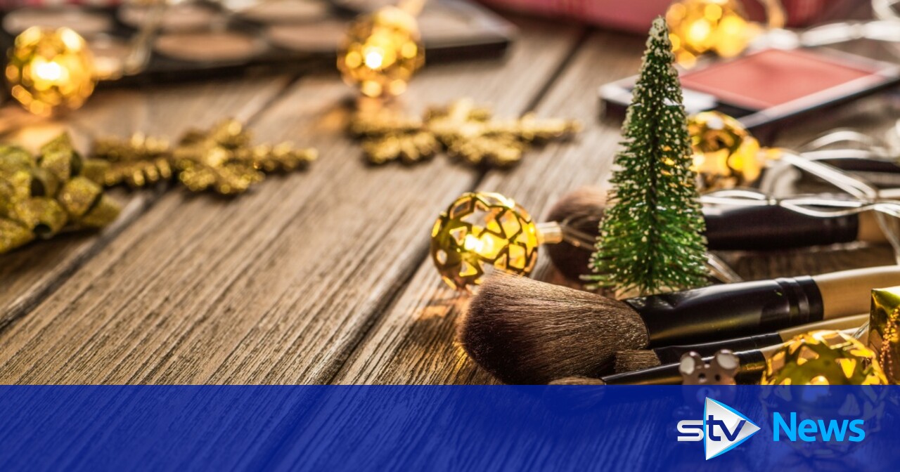Make-up artist not feeling festive after Christmas party cancellations ...
