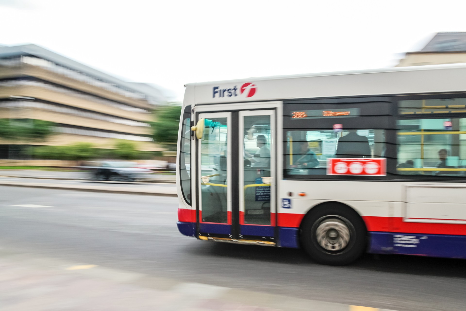 First Bus drivers in Glasgow to receive pay rises after deal agreed ...