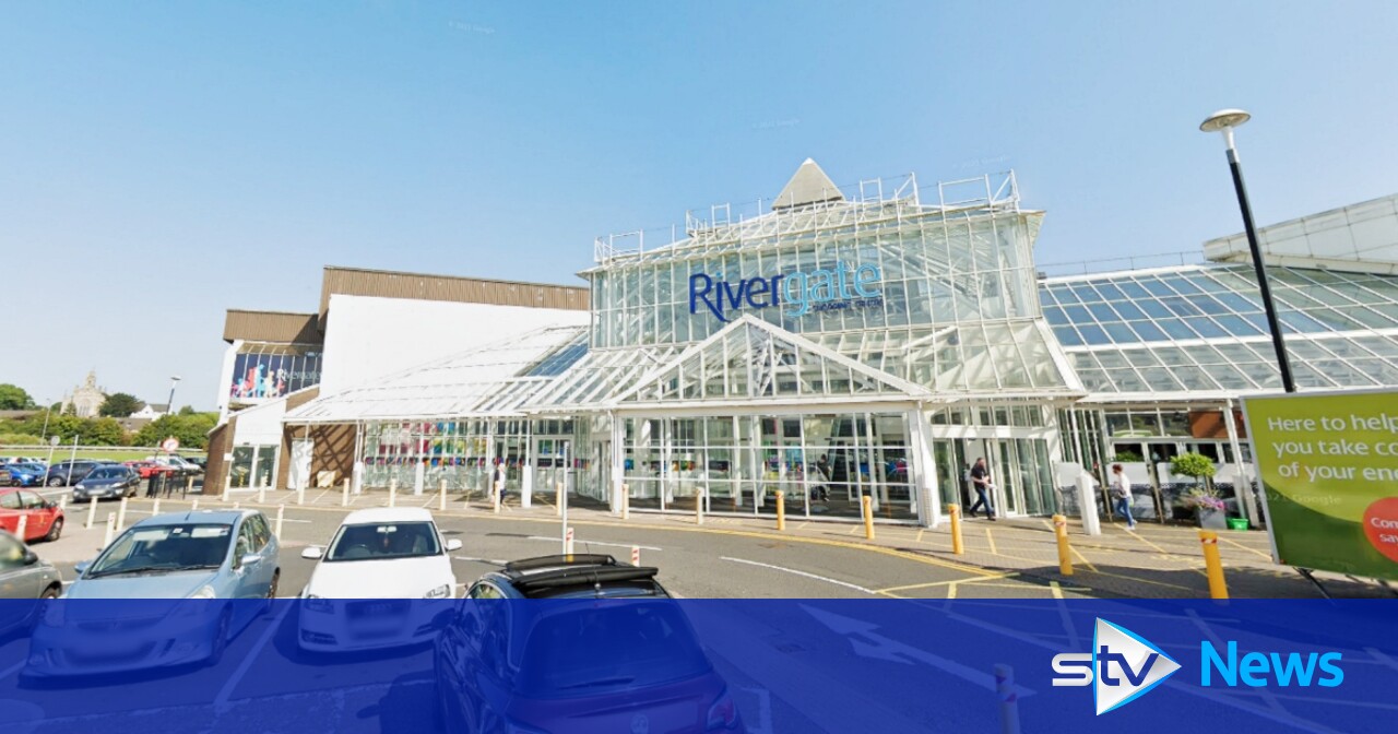 Firefighters tackle Irvine Rivergate shopping centre on fire on Easter ...