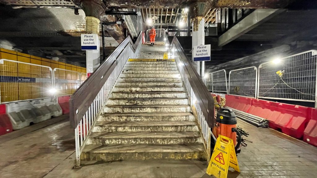 Glasgow's Argyle railway line closes to public for eight weeks due to £ ...