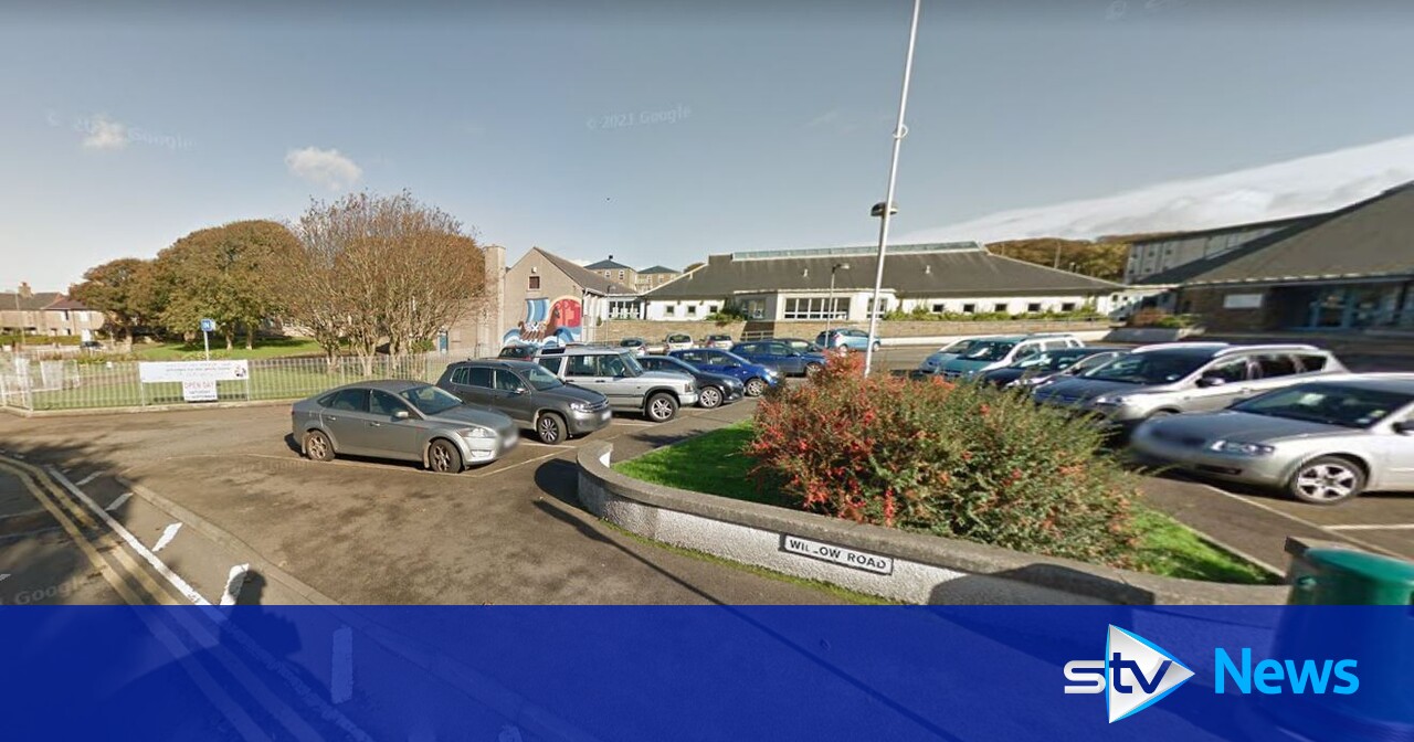 Armed officers flown into Kirkwall amid reports of man with 'weapon ...