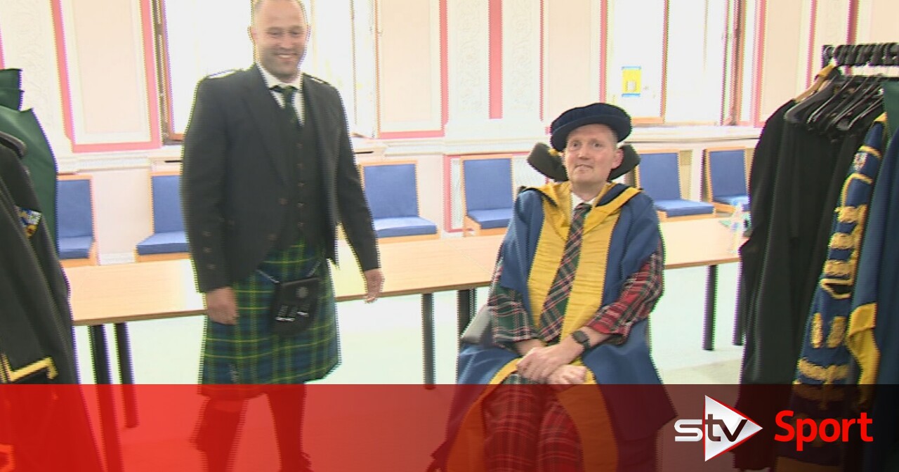 Rugby legend Doddie Weir awarded with honorary degree for MND work at ...