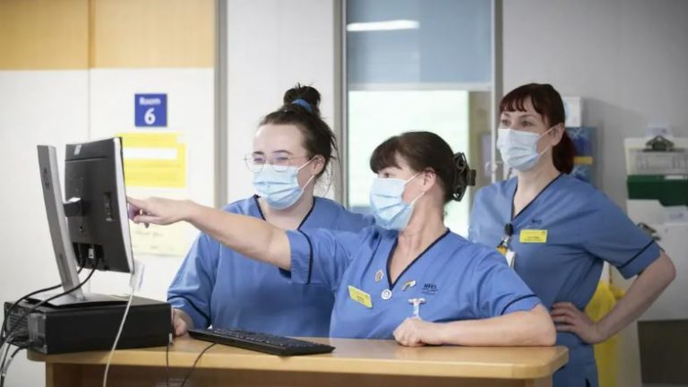 Royal College of Midwives reveals plan to help maternity staff thrive ...