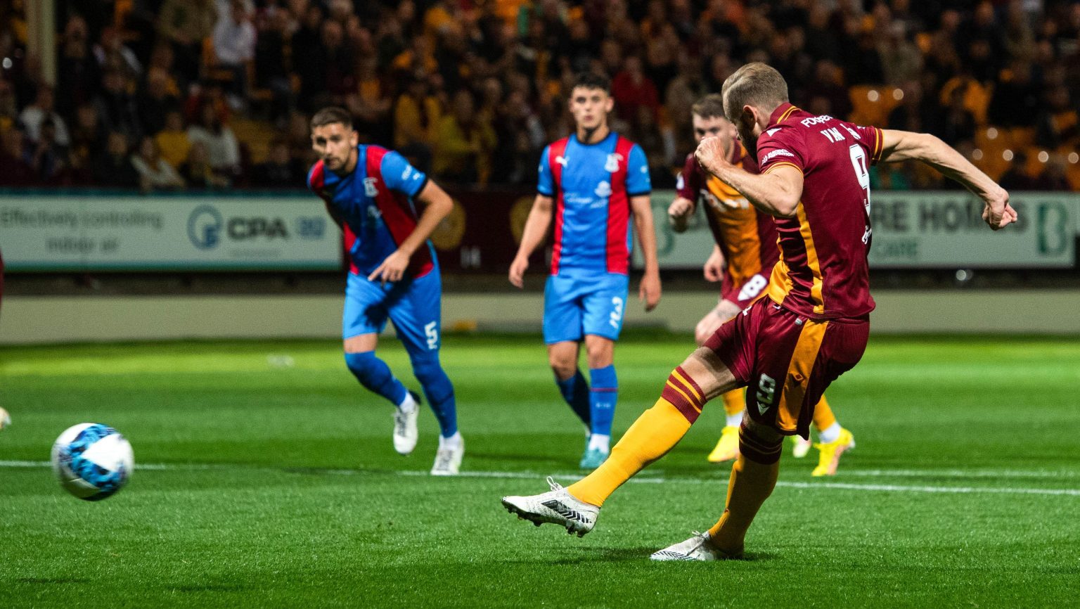 Kevin van Veen hat-trick helps Motherwell into last eight of League Cup ...