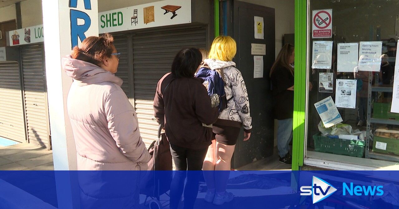 Queues form outside Dundee food bank as many across Scotland close on ...