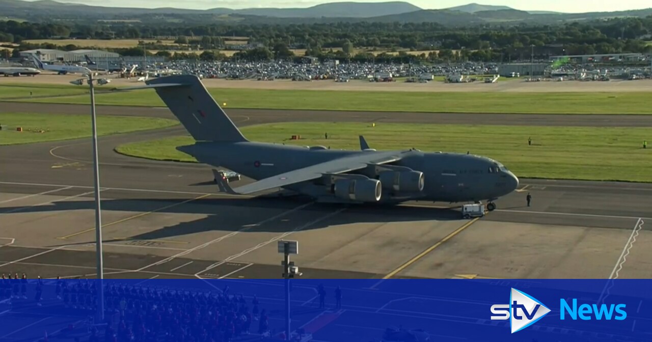 Plane carrying Queen's coffin from Edinburgh to London 'world's most ...