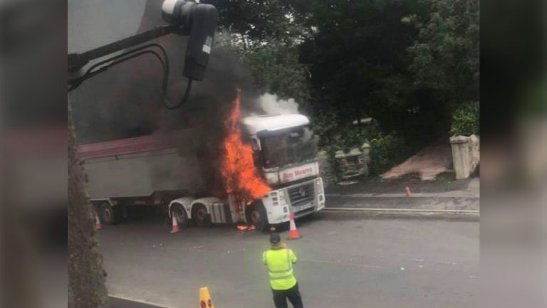 Lorry bursts into flames on A947 in Oldmeldrum sparking closure | STV News