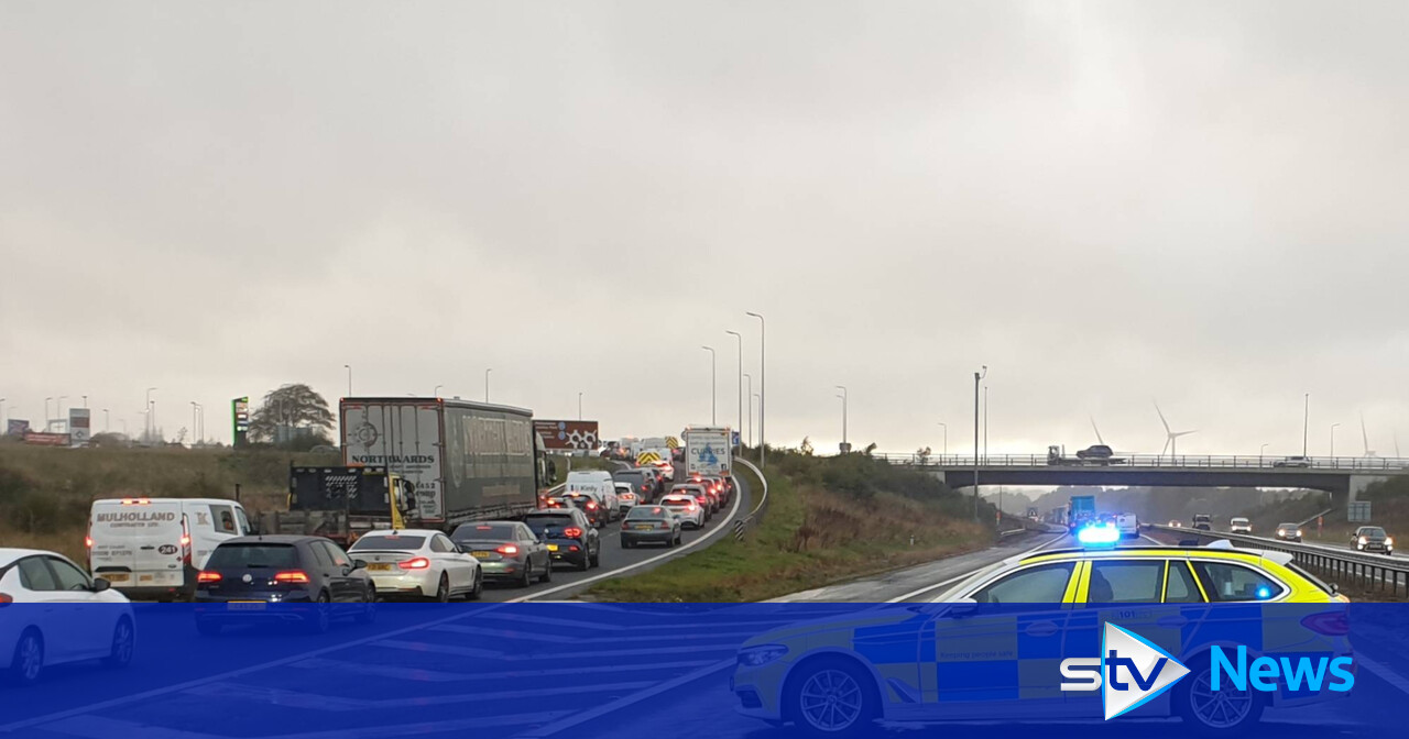 Drivers face lengthy delays after serious crash at Heartlands closes M8 ...