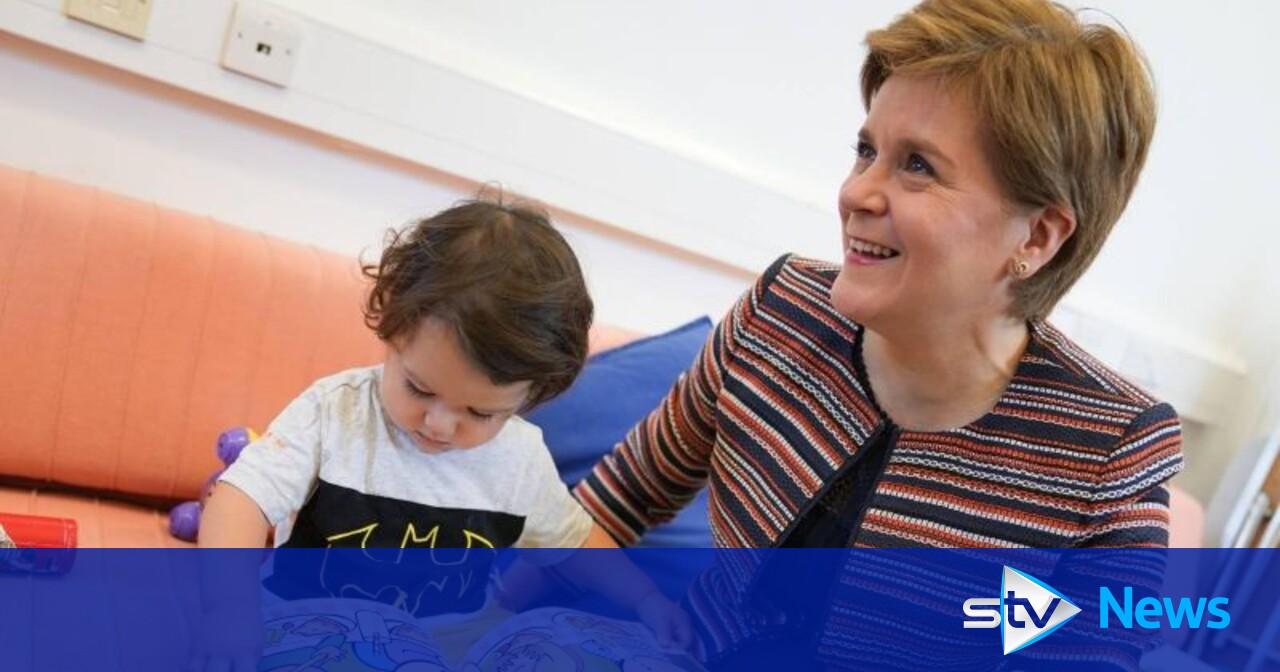 Scottish Child Payment website crashes on first day of expanded £25 ...