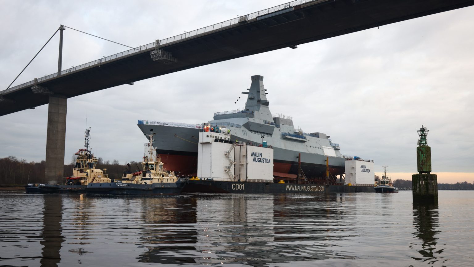 Royal Navy's new HMS Glasgow takes to water down River Clyde for first ...
