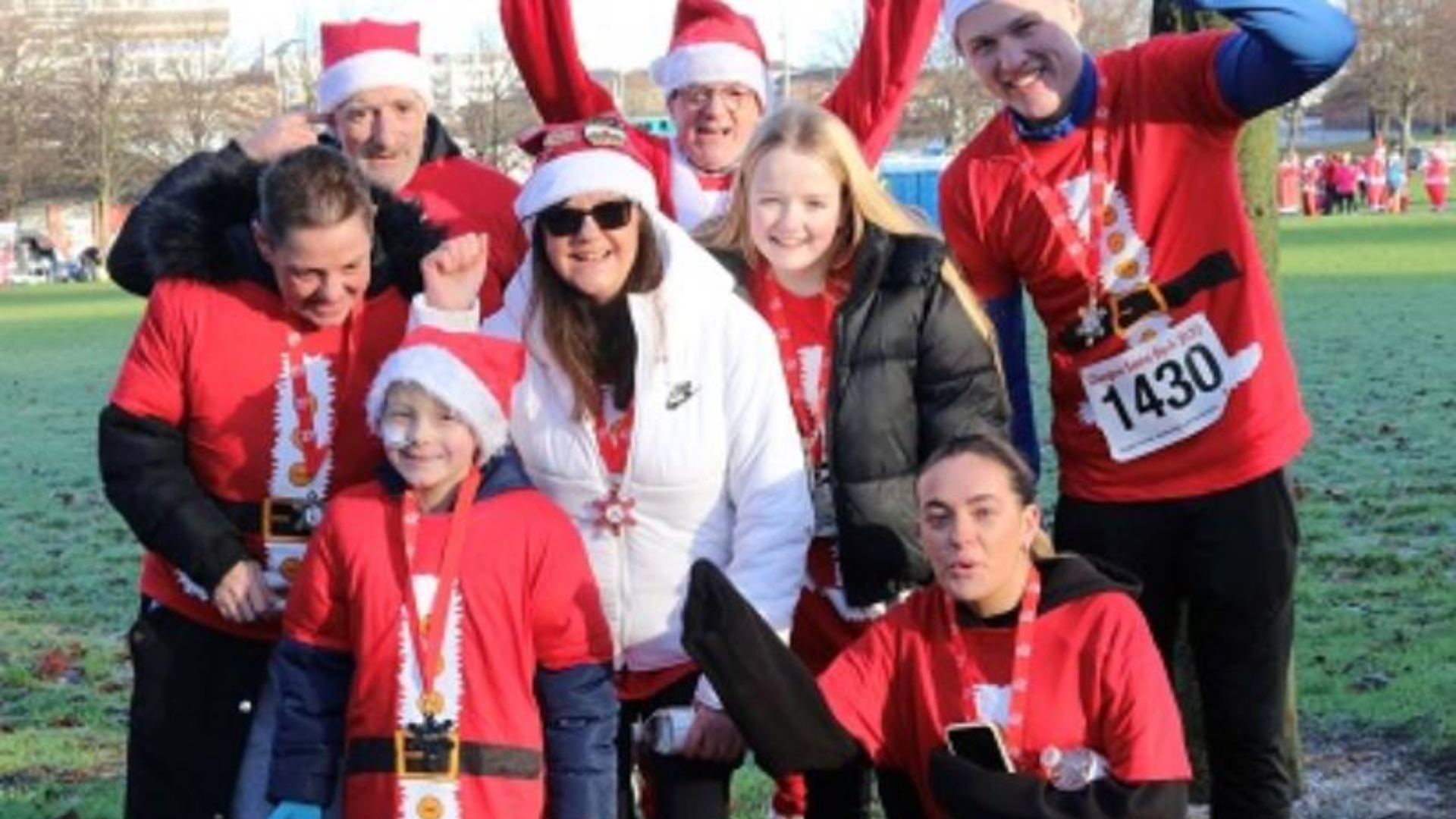Brave six-year-old completes Glasgow Santa Dash amid brain tumour fight ...