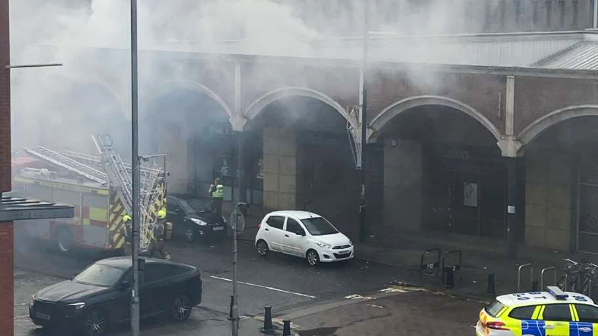 City street closed after fish and chip shop catches fire | STV News