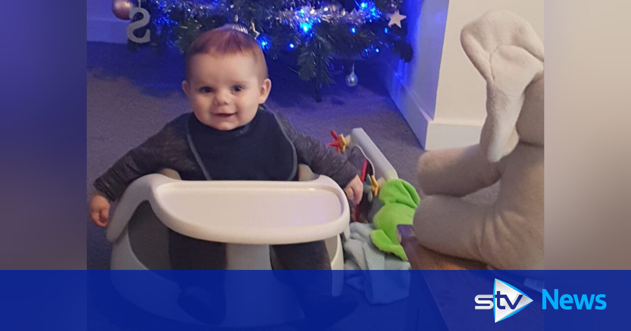 Family thank staff at Royal Hospital for Children with Christmas appeal ...