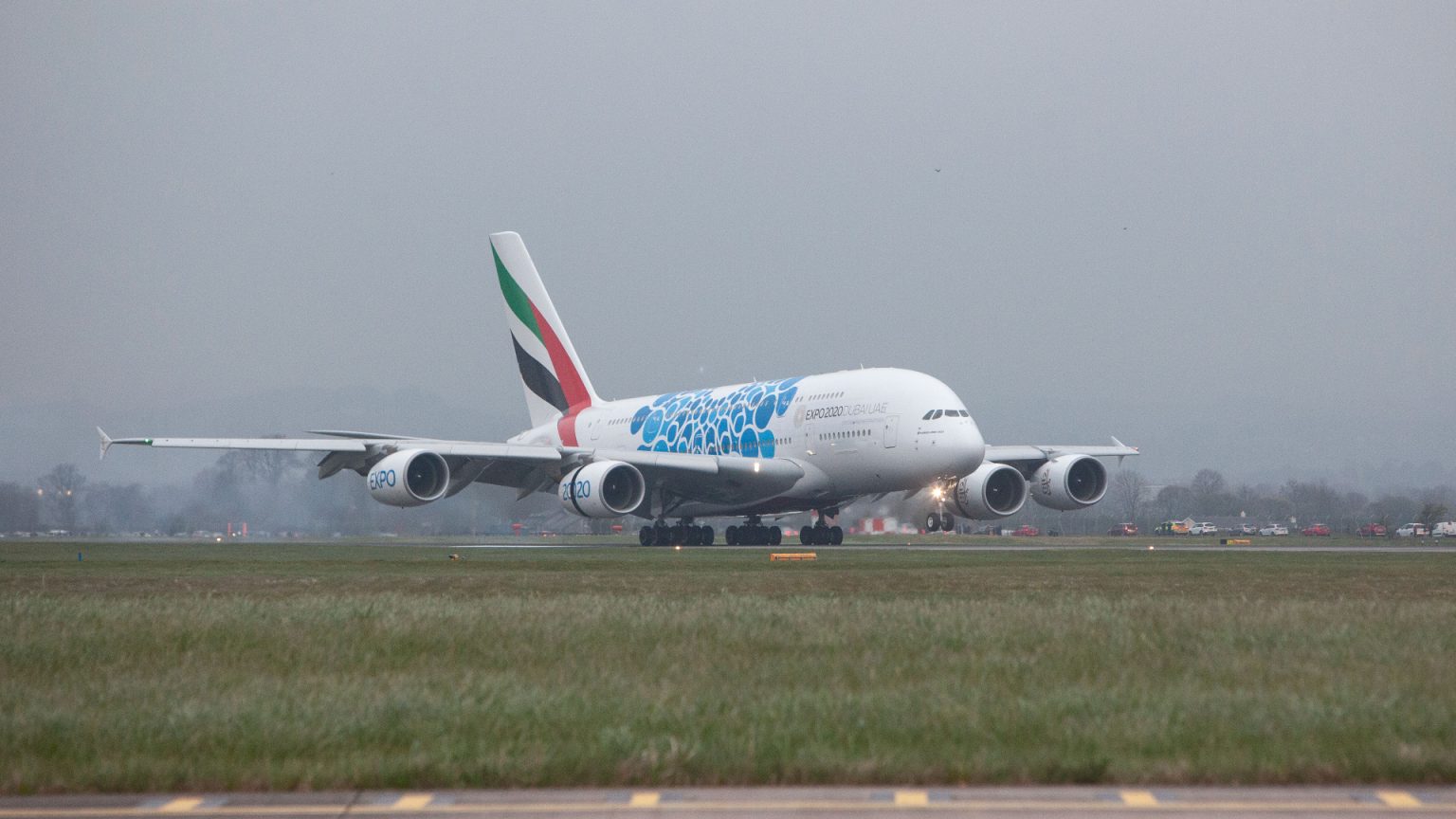 World's largest passenger aircraft Emirates A380 to return to Scotland ...