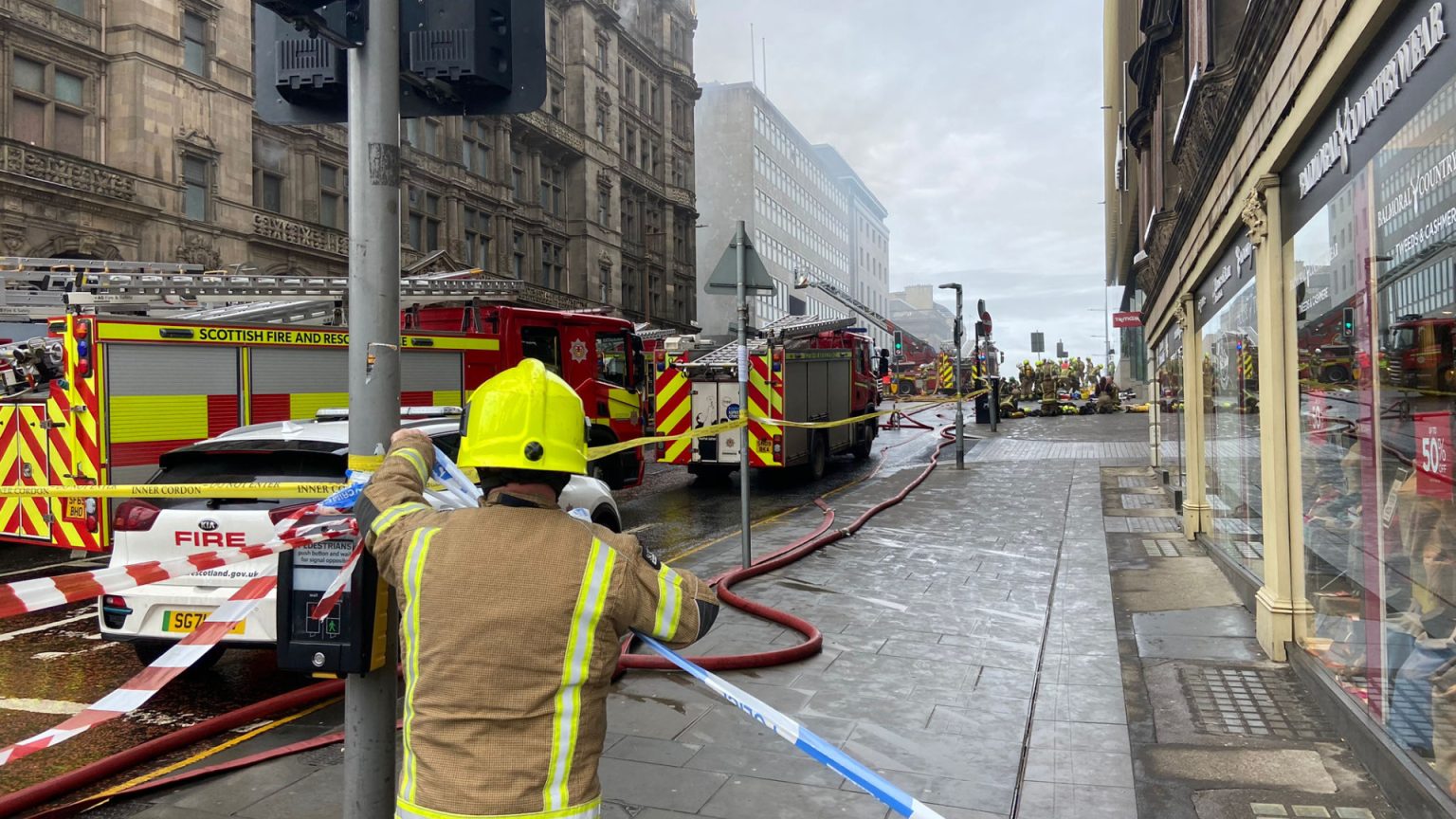 Ten fire appliances tackle huge blaze at iconic Jenners building in ...