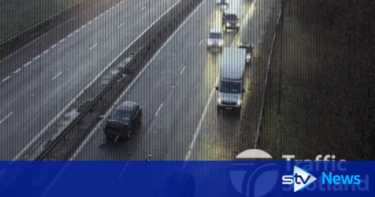 Car crash on M77 at Silverburn in Glasgow causes rush hour traffic jam ...