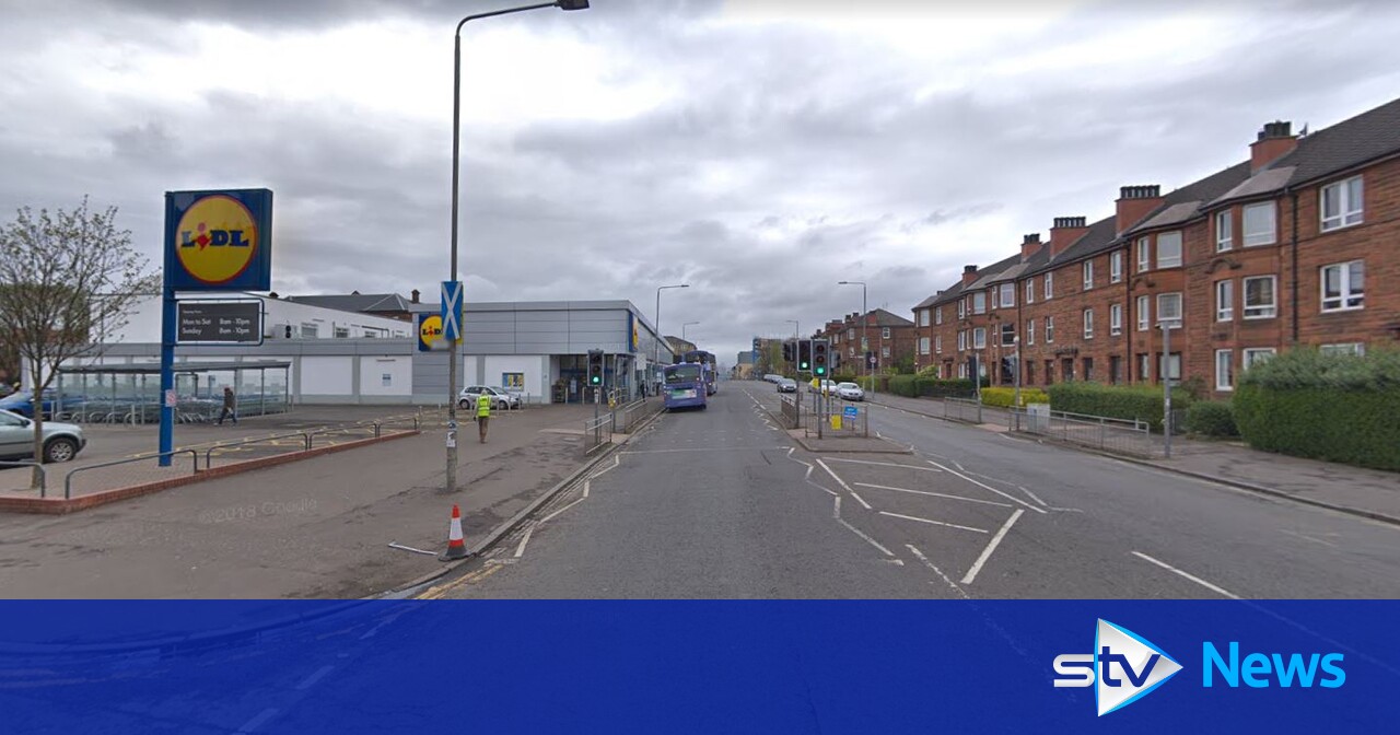 Man armed with knives kicked Lidl employees in the shins during attack ...