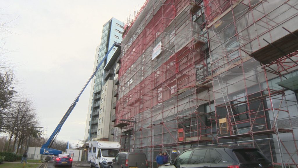 Cladding: Residents at Lancefield Quay, Glasgow, call for action to ...