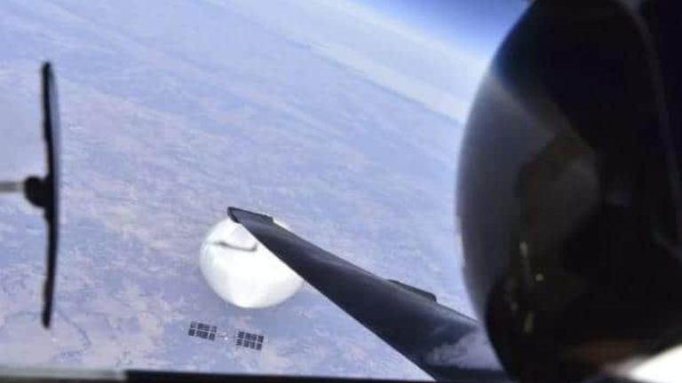 US release photo of Chinese balloon taken from high altitude U-2 spy ...