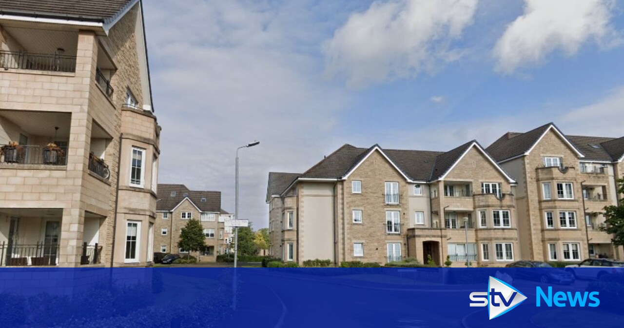 Man arrested after body of woman found inside property in Hamilton | STV News