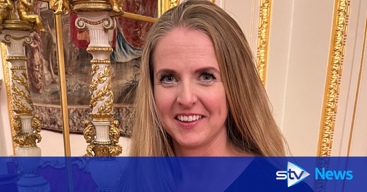 Jewellery Oscar: Edinburgh engraver Karen Wallace is first Scot to win ...