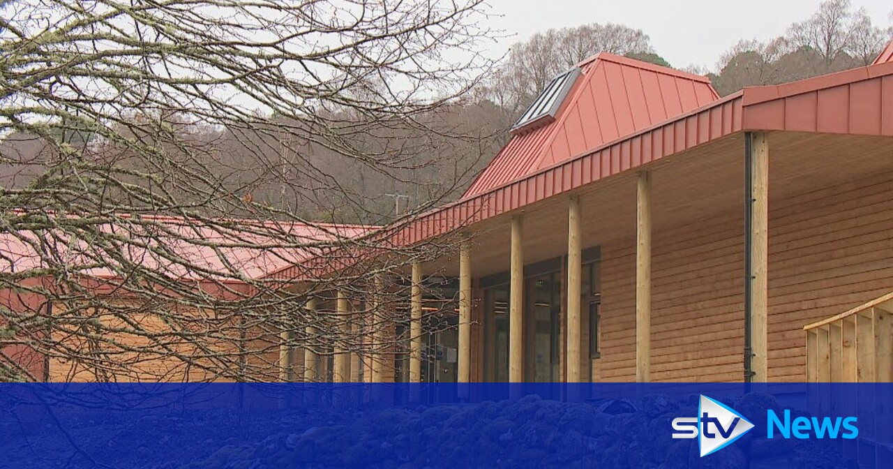 Dundreggan: World's first rewilding centre opens near Loch Ness | STV News