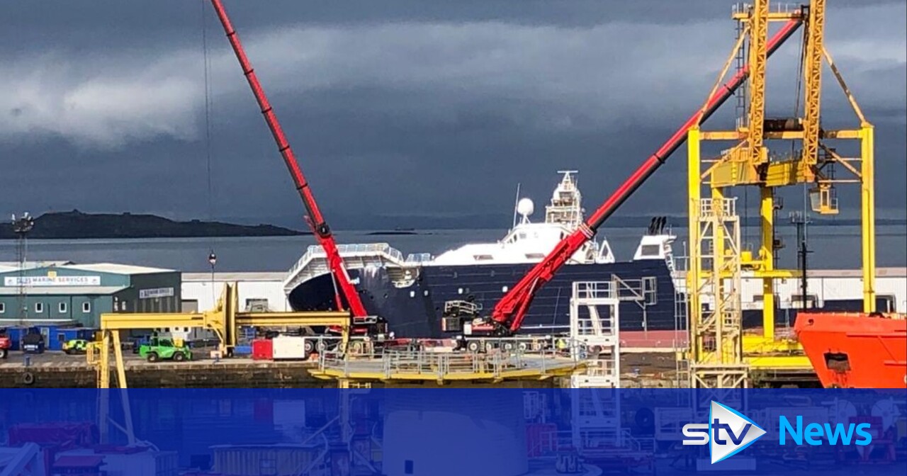 Cranes on site as probe at Leith dry dock where US Navy vessel toppled ...