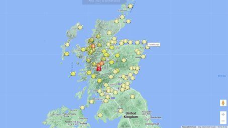 Midge alert: Surge in number of tiny biting insects after warm spell ...
