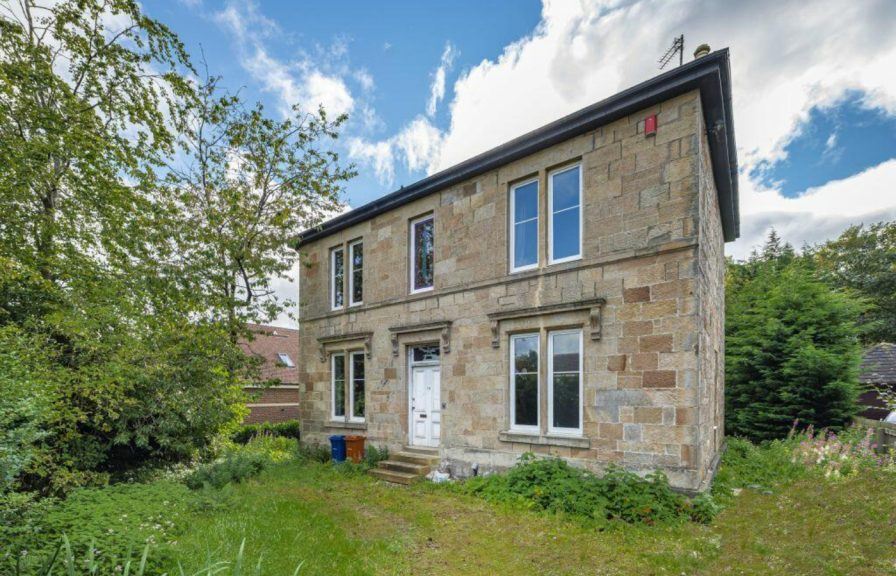 House in Lenzie where Sir Rod Stewart and The Pogues recorded goes on ...