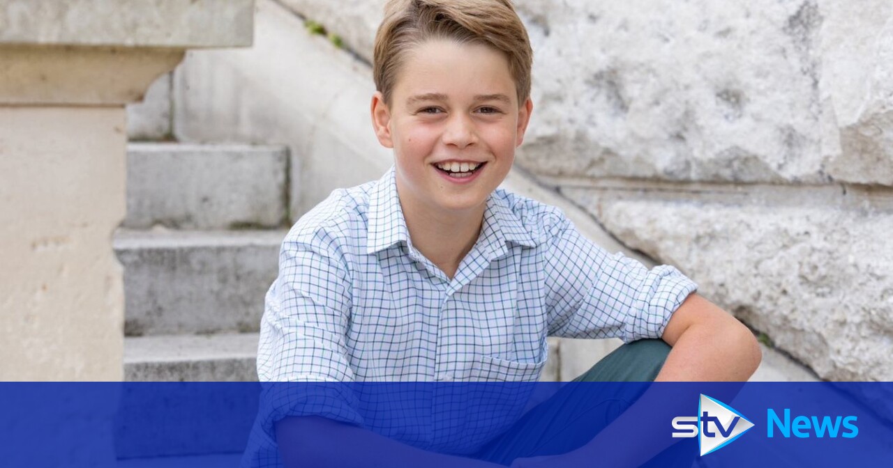 New photograph released of Prince George to celebrate Royal's tenth ...
