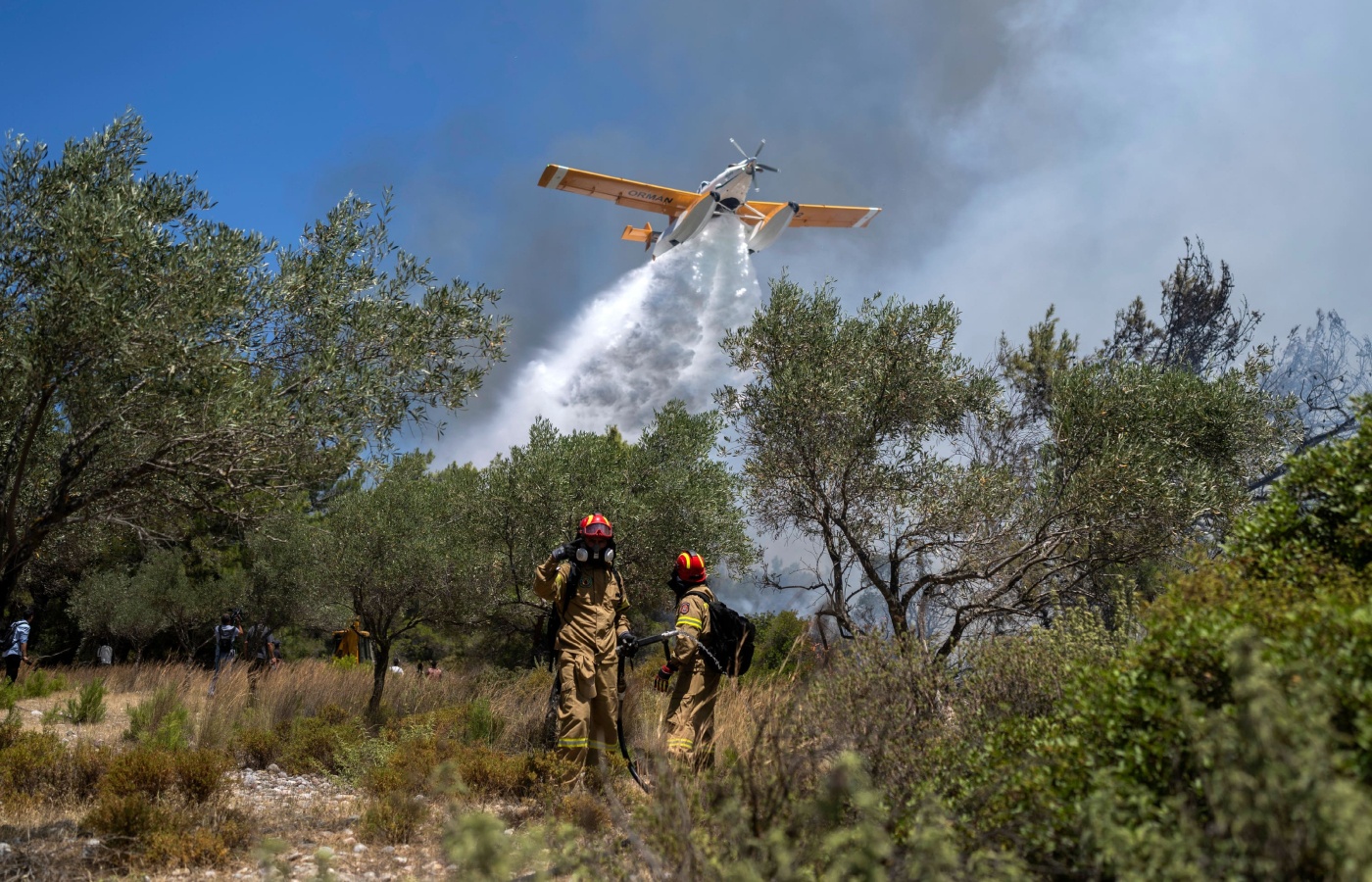 Two dead as Greek firefighting plane crashes in southern Greece amid ...