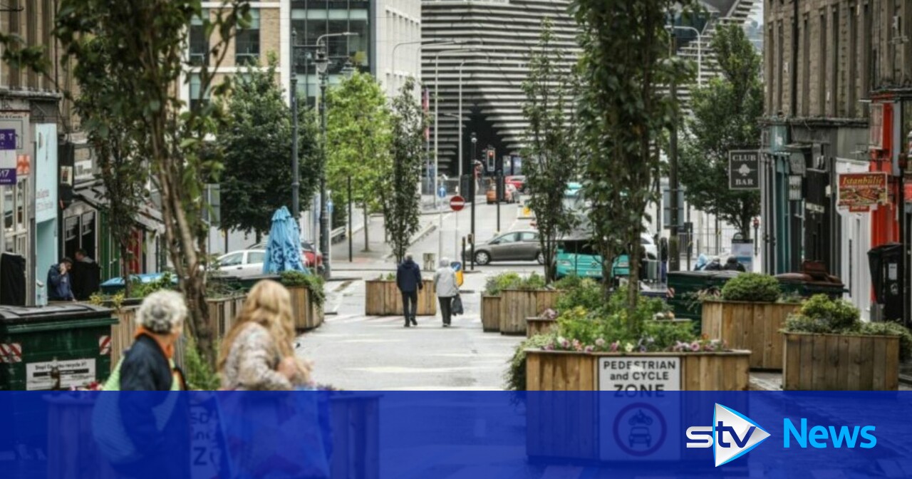 Dundee city makeover continues with new ‘high-level decorations’ | STV News